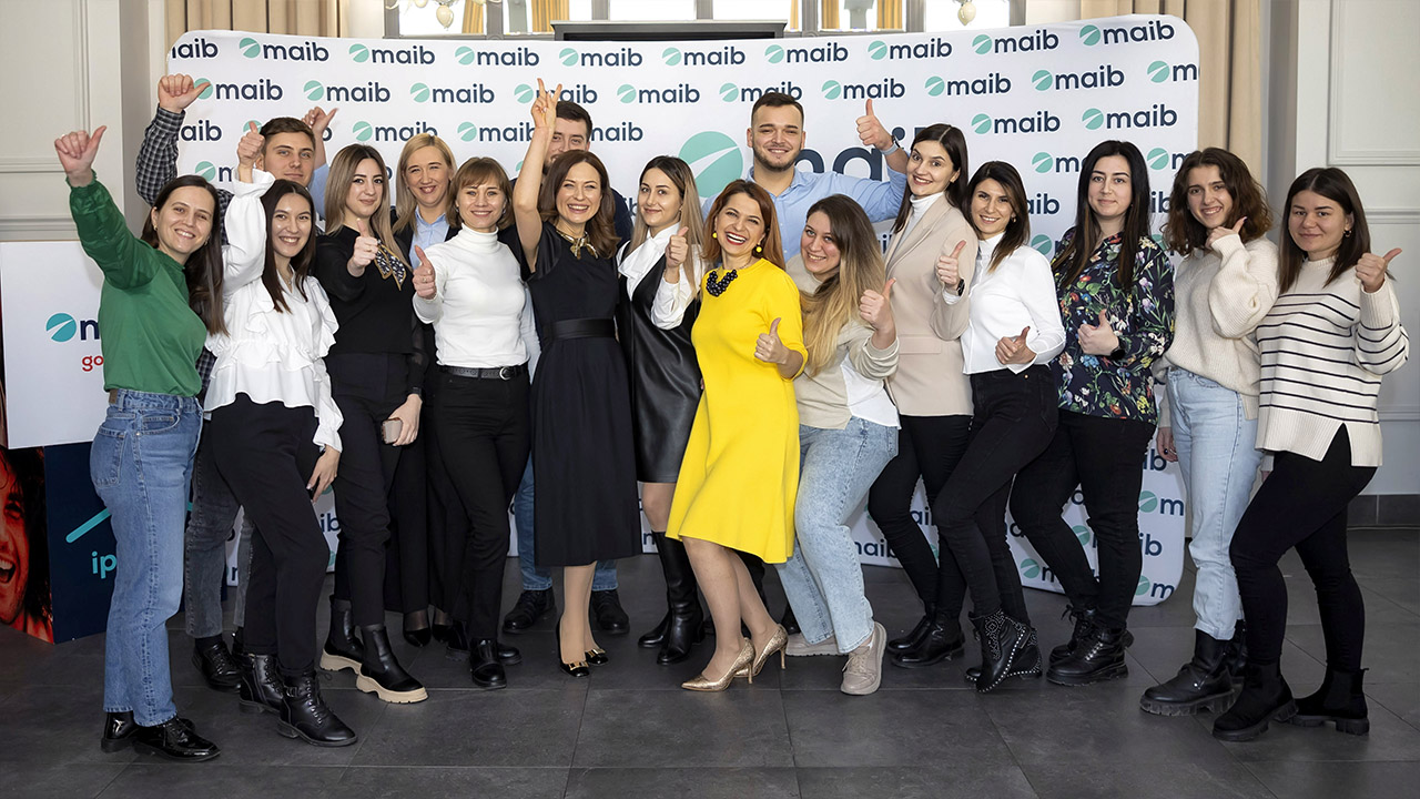Maib a reunit performerii anului 2022 din liniile de afaceri Retail, Business Banking și ...